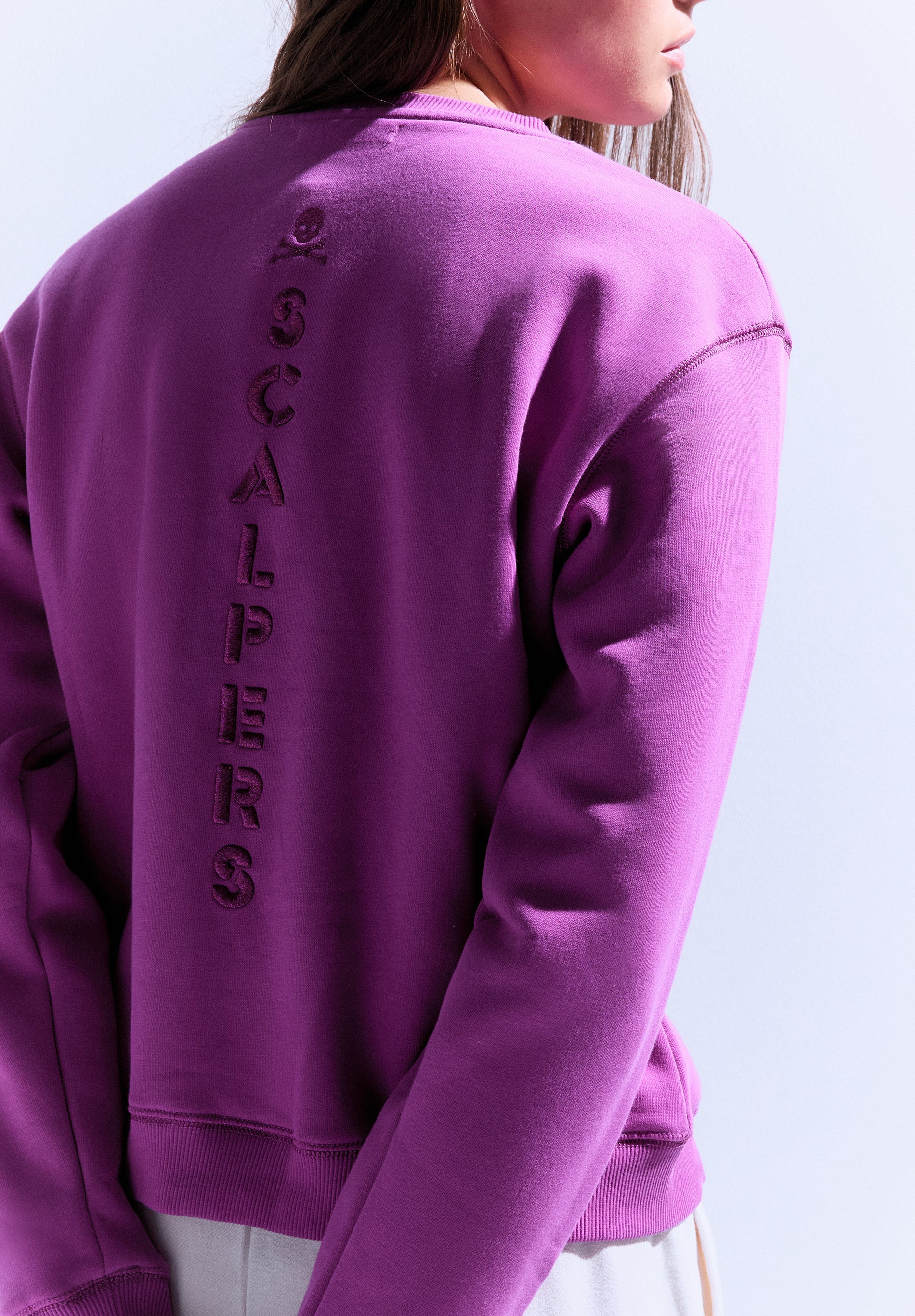 EMBROIDERED SWEATSHIRT WITH LOGO ON THE BACK – Scalpers Uk